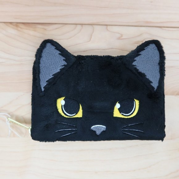 Loungefly | Bags | Loungefly Hocus Pocus Binx The Cat Zip Around Wallet ...